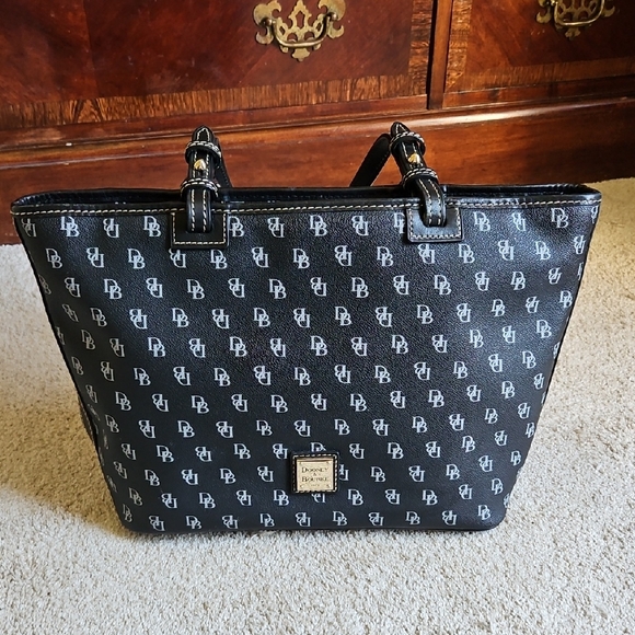 Dooney & Bourke | Bags | Dooney Bourke Black And White Logo Tote | Poshmark